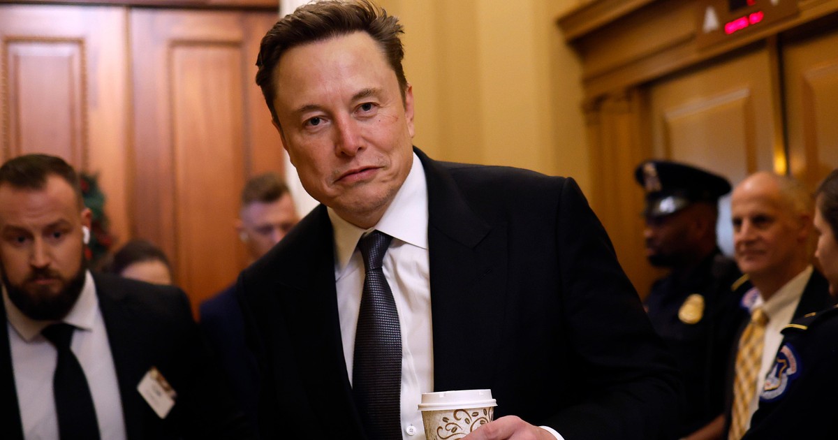 Elon Musk, SpaceX's CEO, isn't privy to all of the company's classified ...