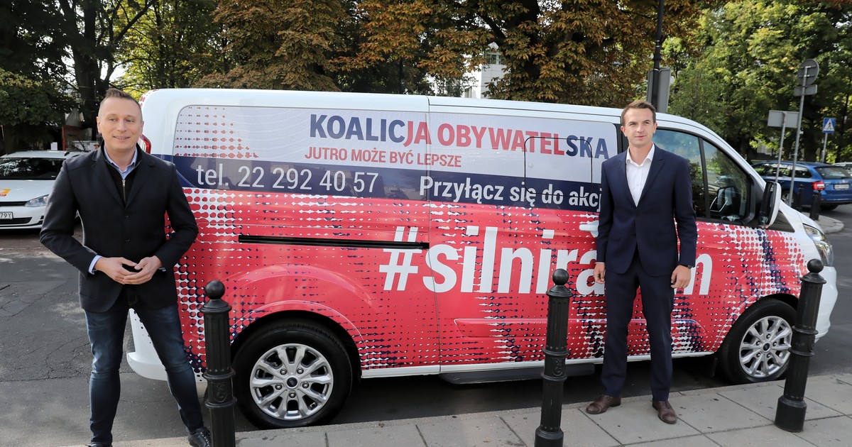 Rzecznik rządu o akcji "Silni razem": kolejny prezent dla PiS - Wiadomości