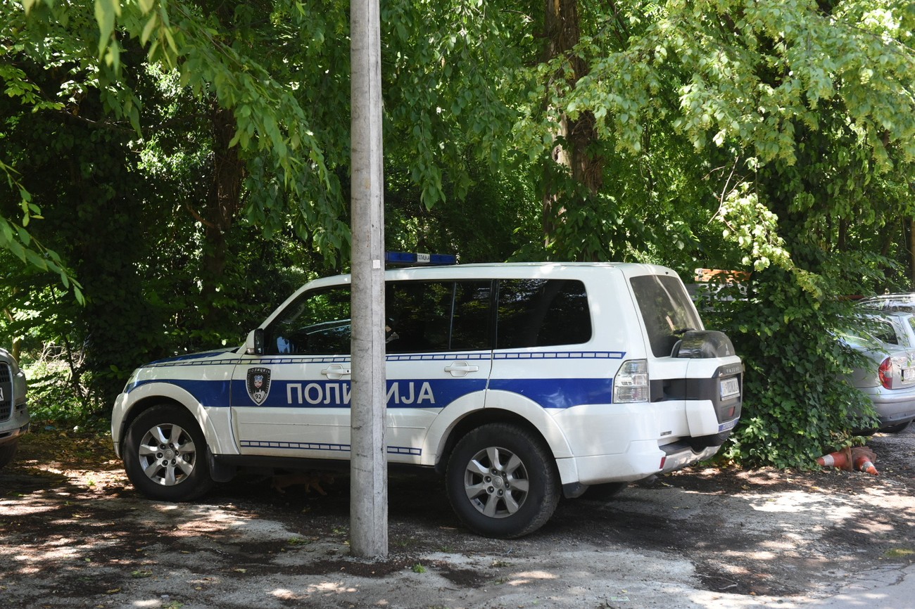 DRAMA NA ZVEZDARI Komšije tvrde da je u napuštenoj zgradi silovano dete: "Žena je zapomagala ...