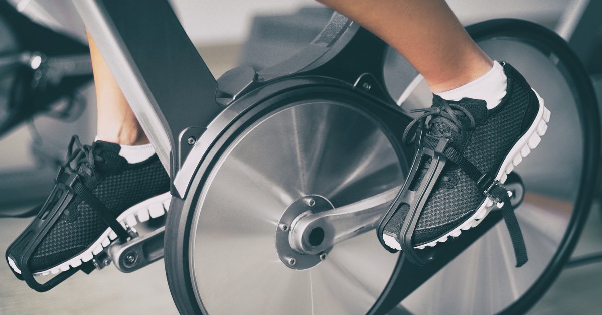 Jazda na rowerze spinningowym jest jak trening kolarski. Pracuje więcej ...