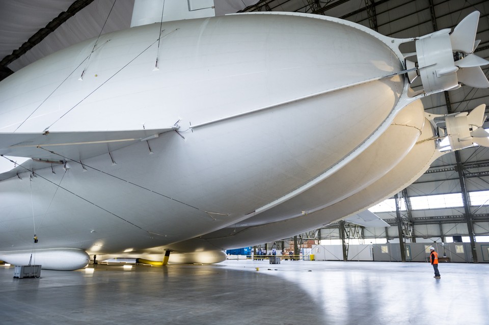 Airlander 10 - oto największy statek powietrzny na świecie - Facet