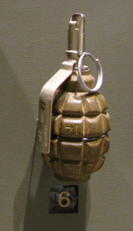 Narzędzia wojny - wszystko, co powinniście wiedzieć o granatach