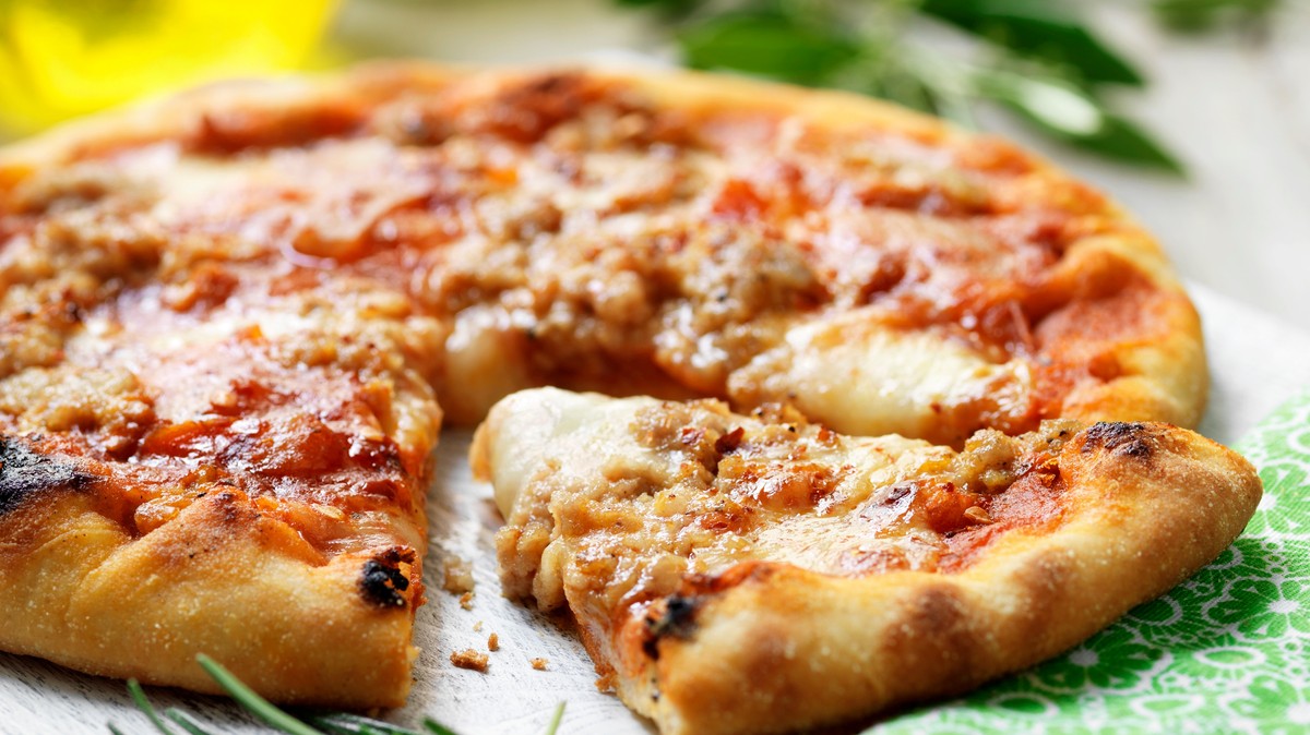 Bizarr: hamarosan boltokba kerül a mirelit csokis pizza - videó - Blikk