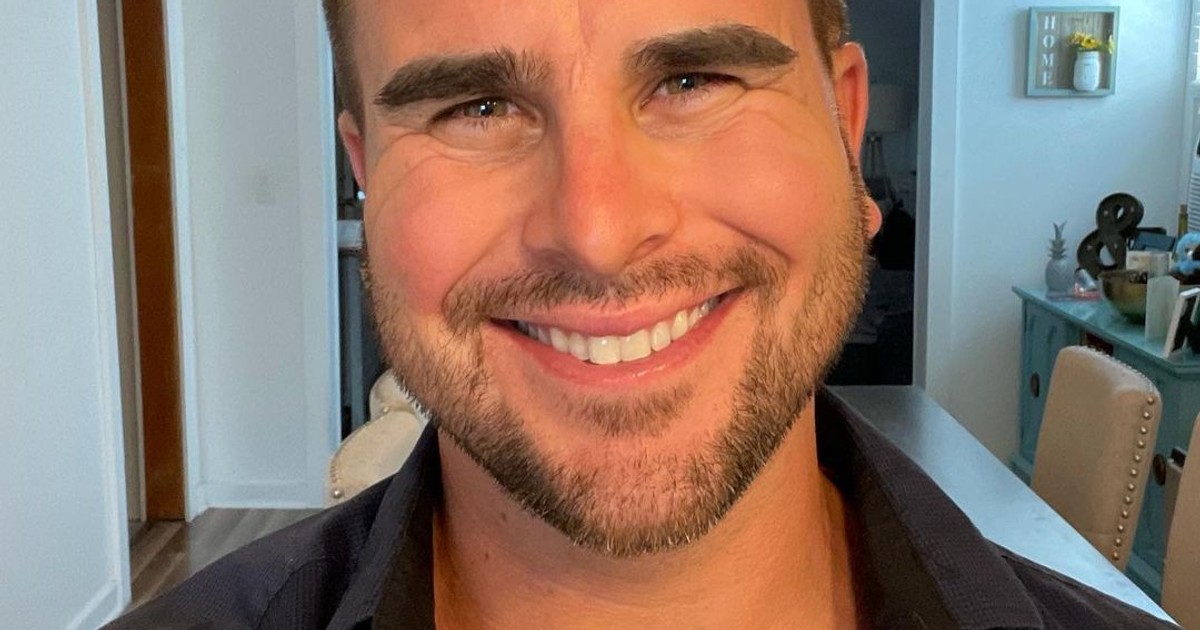 Josh Seiter z "Bacherolette" jednak żyje. Zhakowano mu konto - Plejada.pl