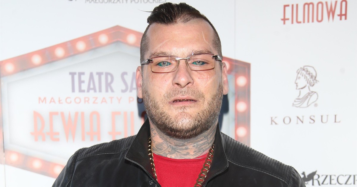 Popek pokazał ukochaną. Tego raper jeszcze nie robił. Jest wspólne foto