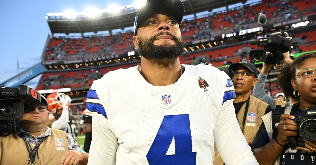 Dak Prescott is the highest-paid player in NFL history. Here are the 10 ...