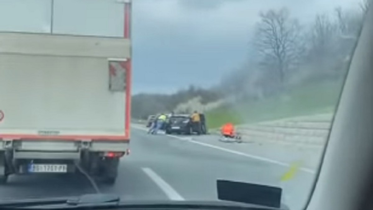 Saobraćajna nesreća kod Begaljičkog brda: Ima povređenih - Blic