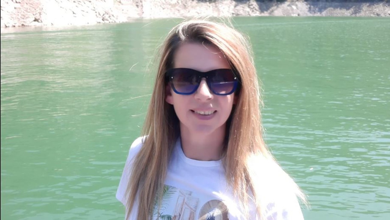 Diplomirana pravnica Marija Rajić nadomak Paraćina gaji ovce romanovske ...