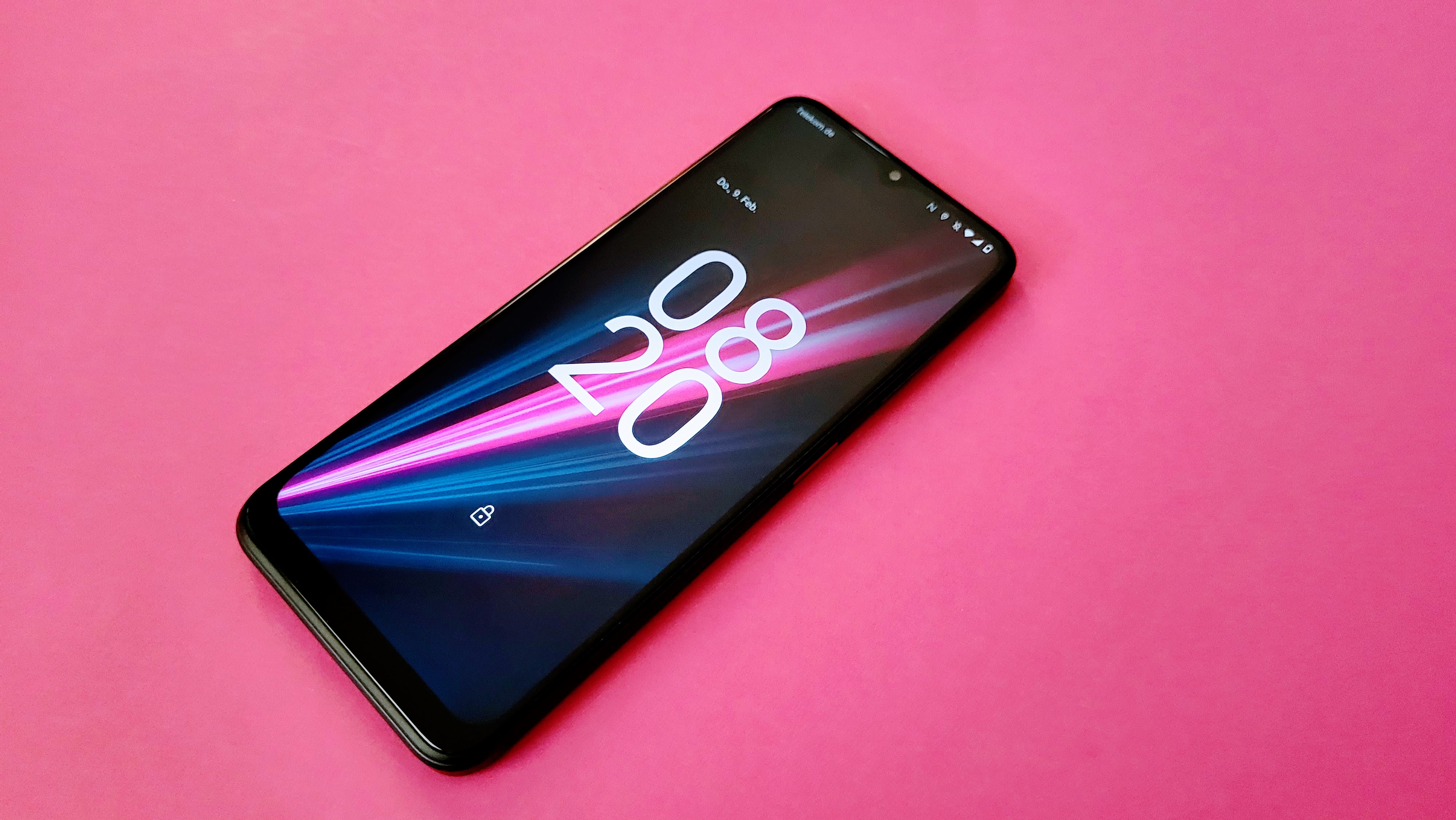 T Phone Pro im Test: Was kann das 5G-Smartphone der Telekom für 1 Euro ...