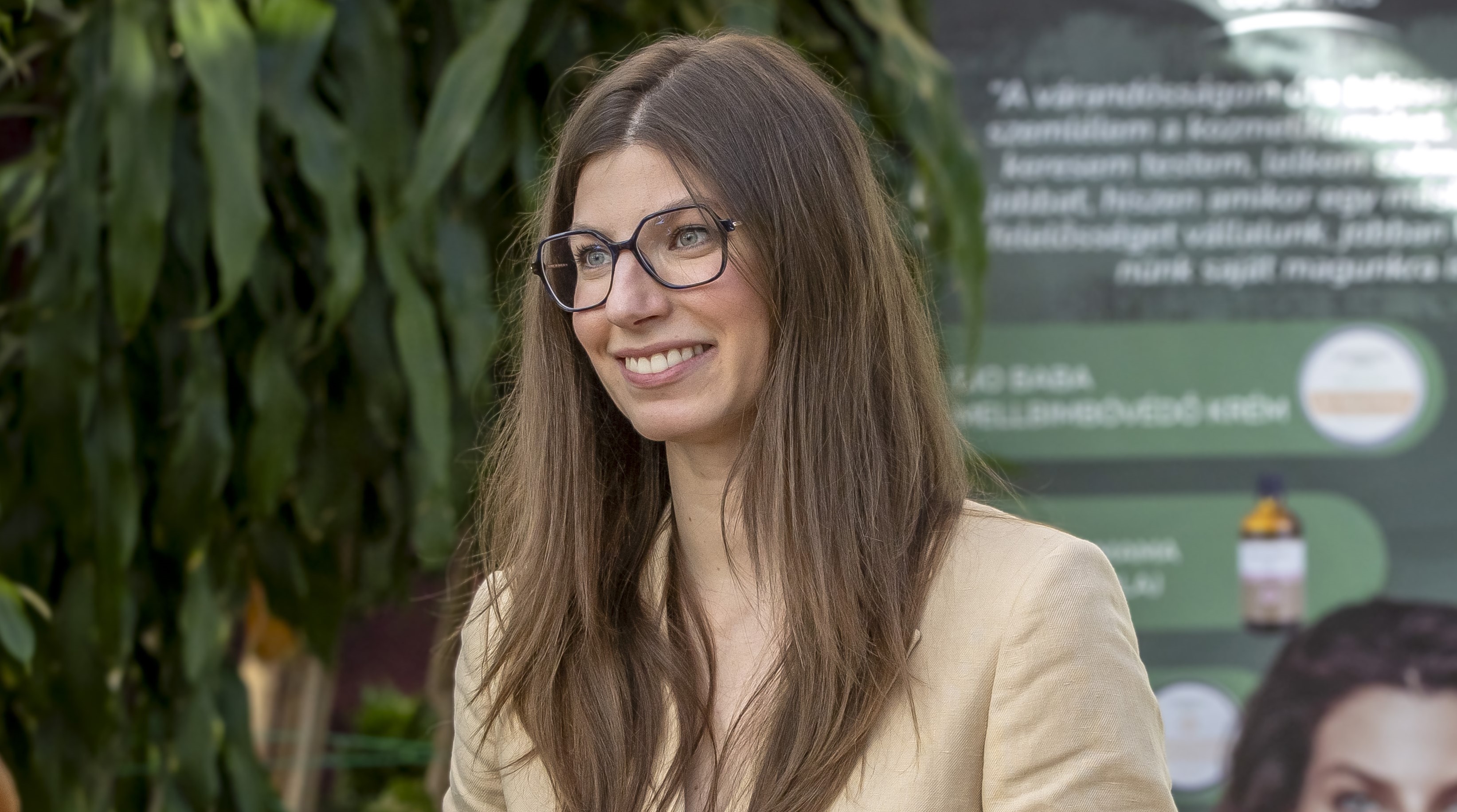 Stohl Luca csoda szép kislánya egyéves lett, az egész család együtt ...