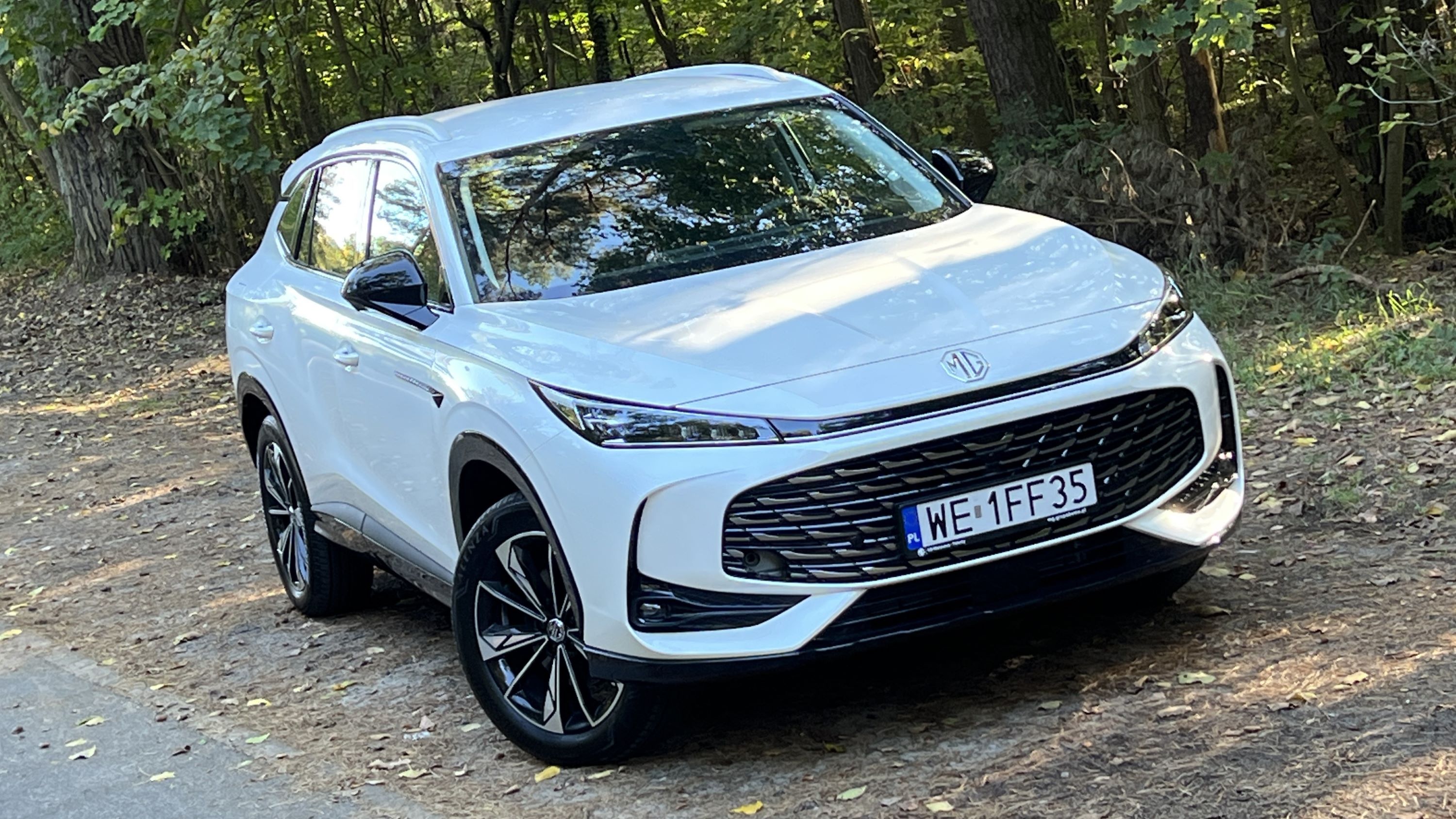 MG HS to teraz najpopularniejszy SUV klasy średniej wśród osób ...