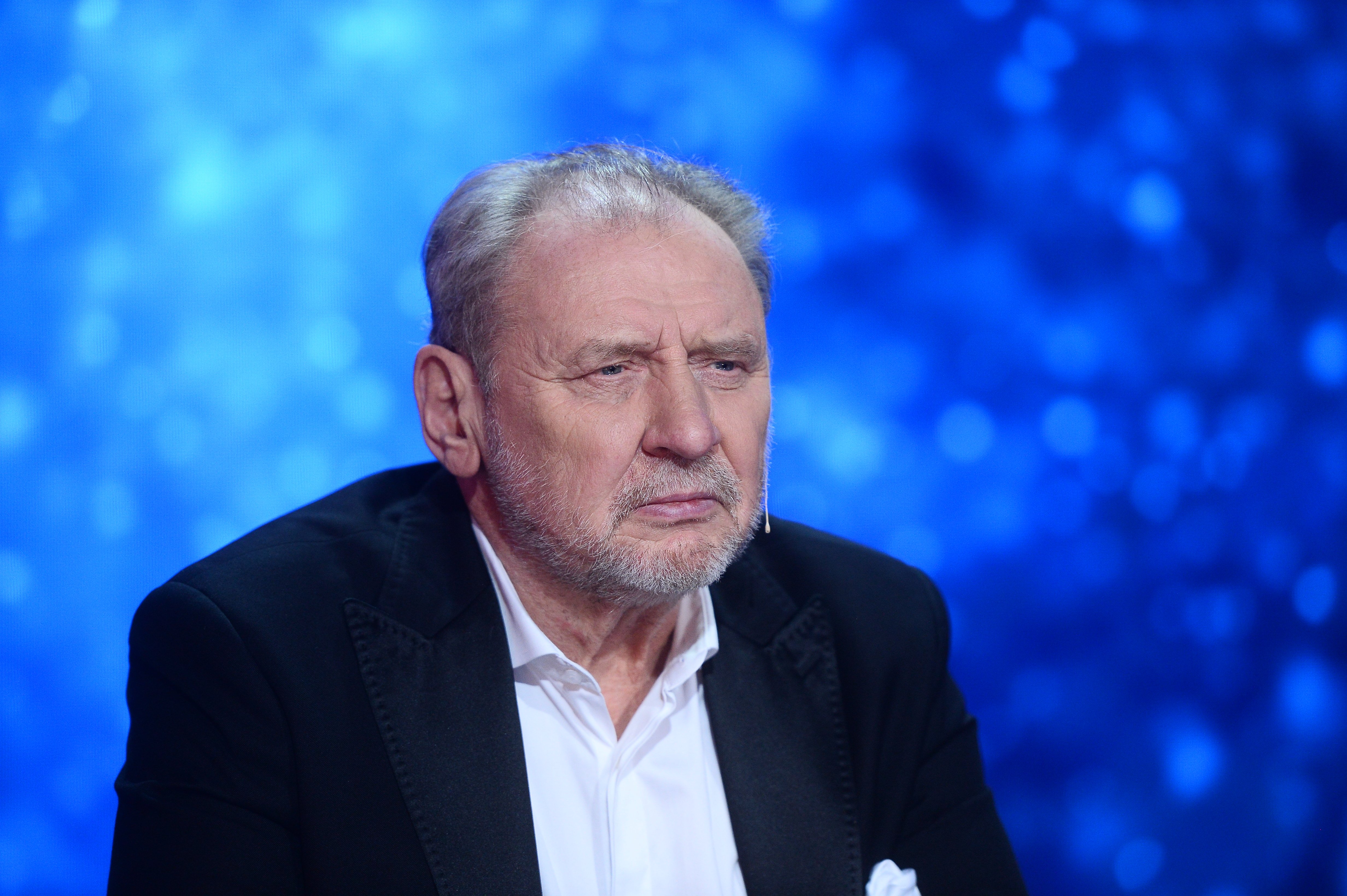 Andrzej Grabowski otwarcie o swoim wyglądzie. "Zacząłem tyć. Nie dbałem ...