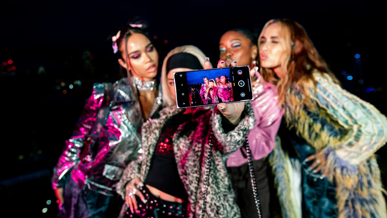 A Human Mobile Devices kiadta első zászlóshajó készülékét, a HMD ...