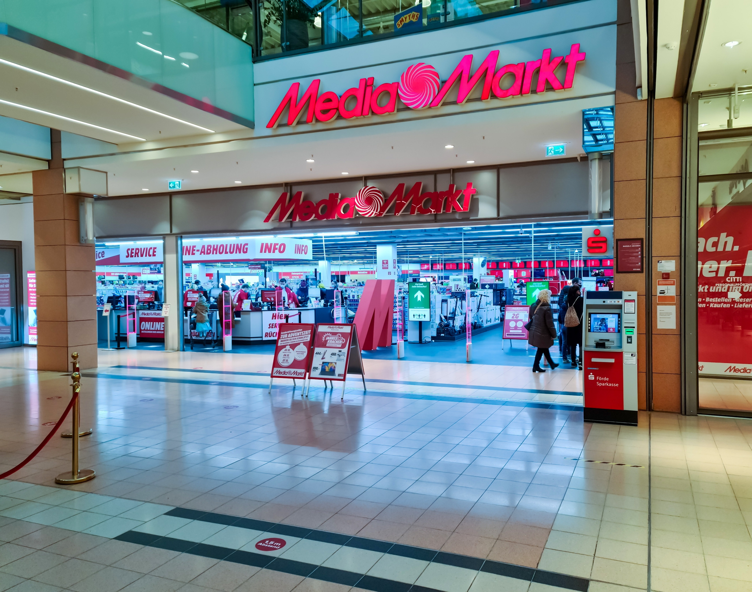 A Media Markt még idén elkezdi a használt termékek árusítását. - Blikk