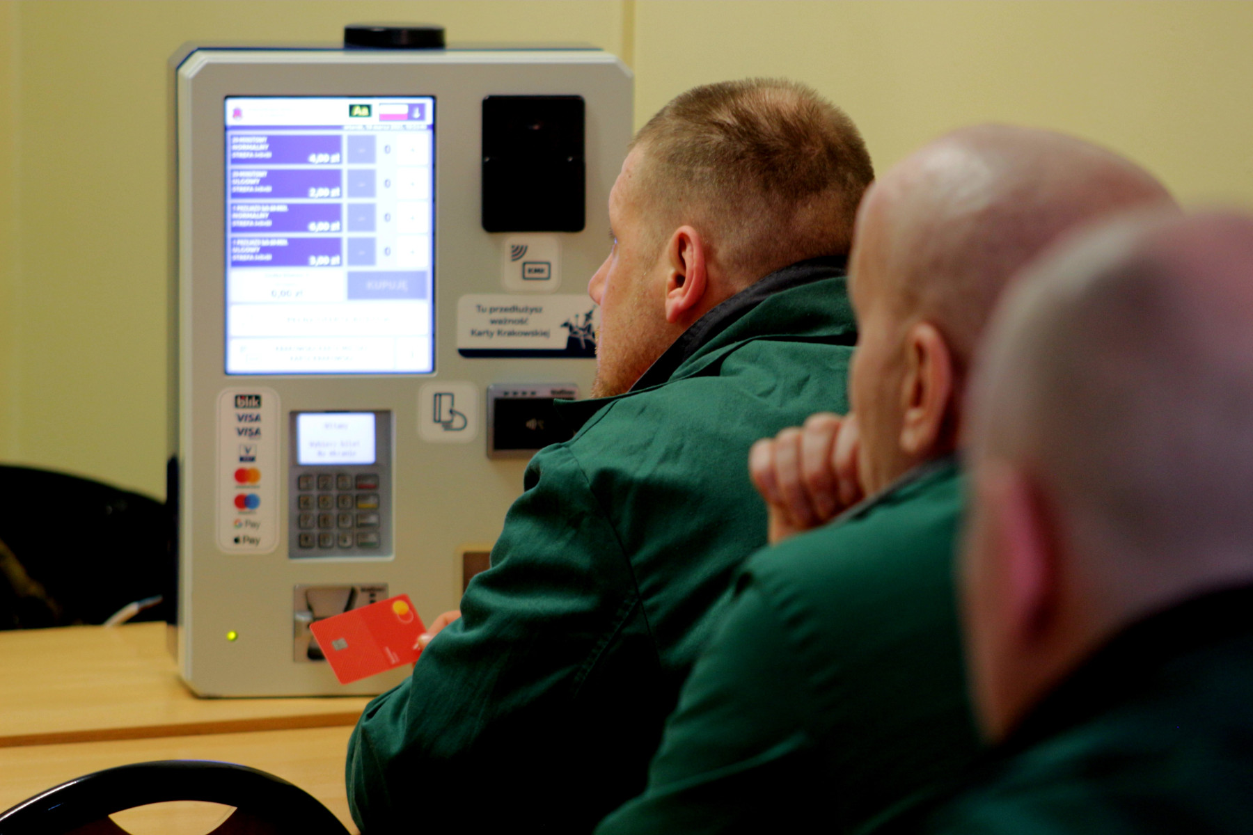 Ich świat zatrzymał się na Gadu-Gadu, teraz mają problem. "Uczą się jak ...