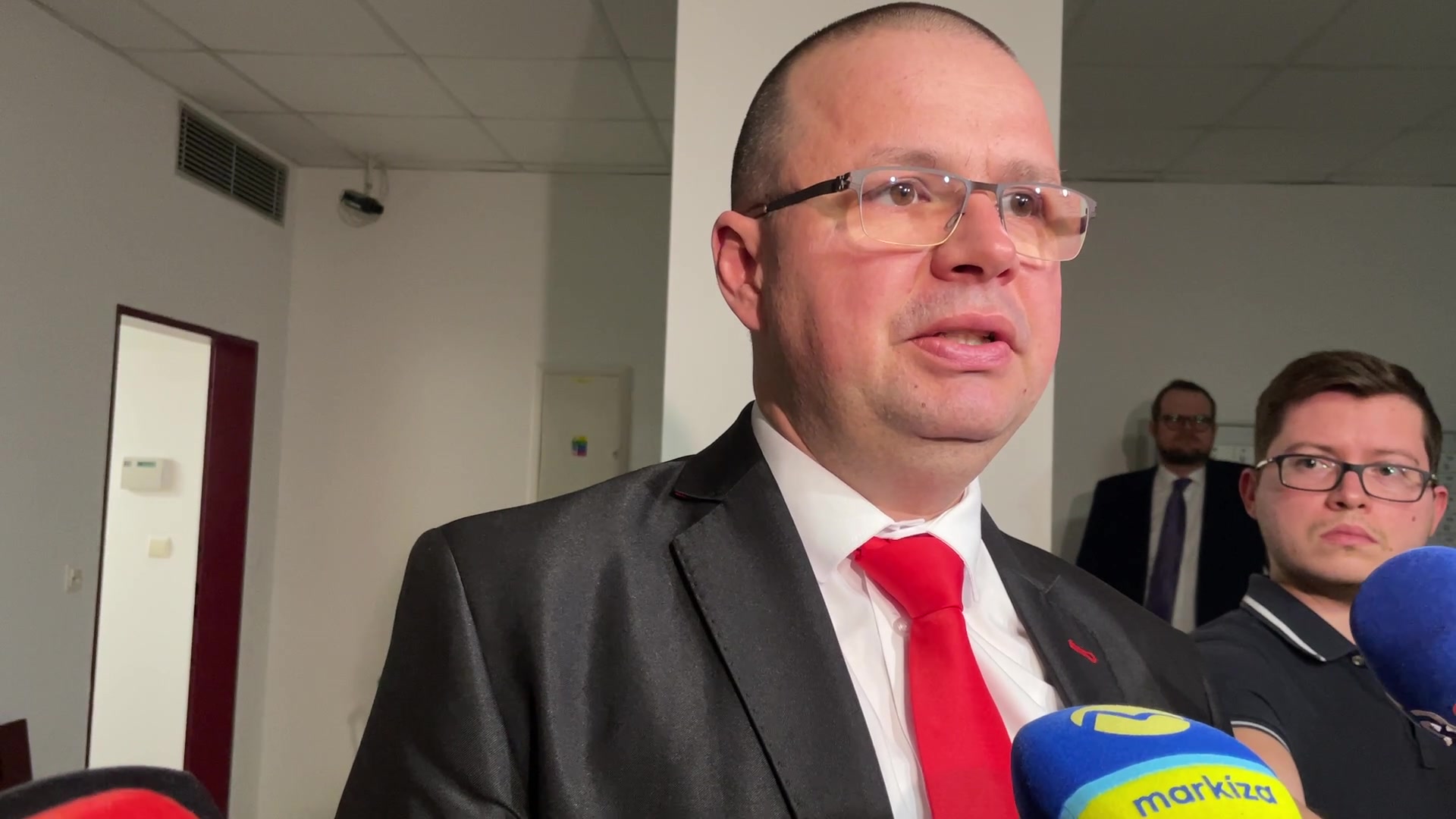 Daniel Mikulas's Instagram, Twitter & Facebook on IDCrawl