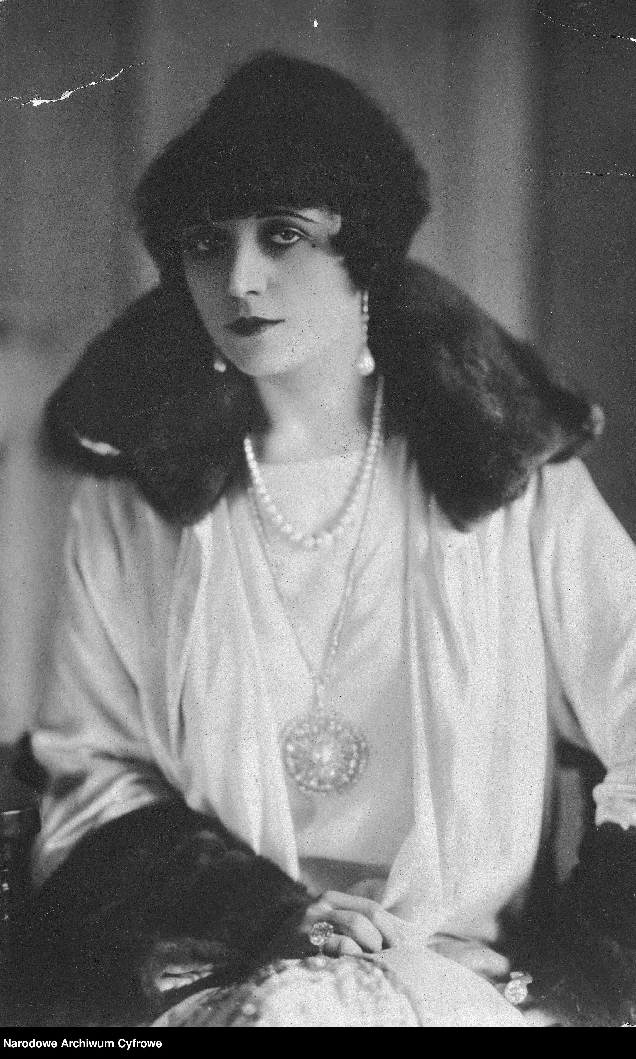 Gilda Gray - najnowsze informacje | Plejada.pl