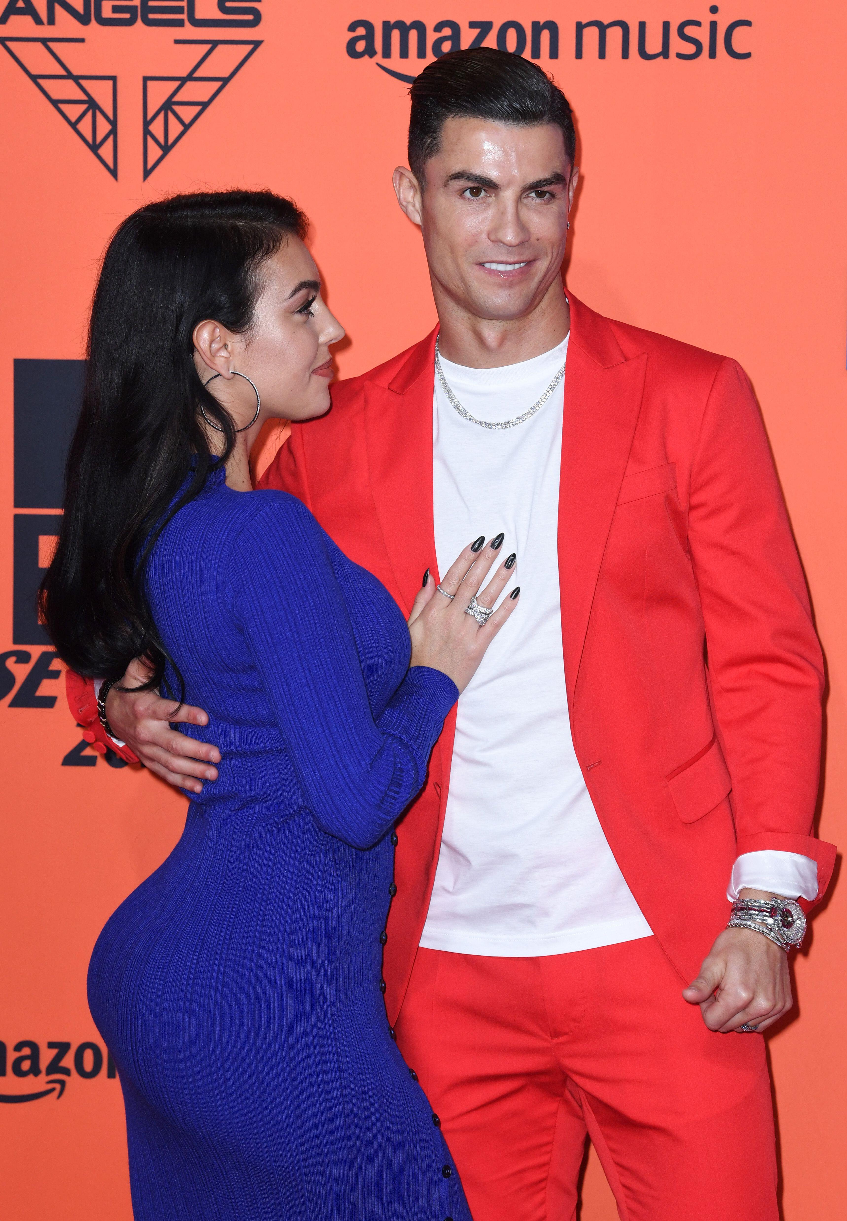 Partnerka Ronaldo z synem kibicuje Portugalii. Tak wygląda 7-letni Mateo