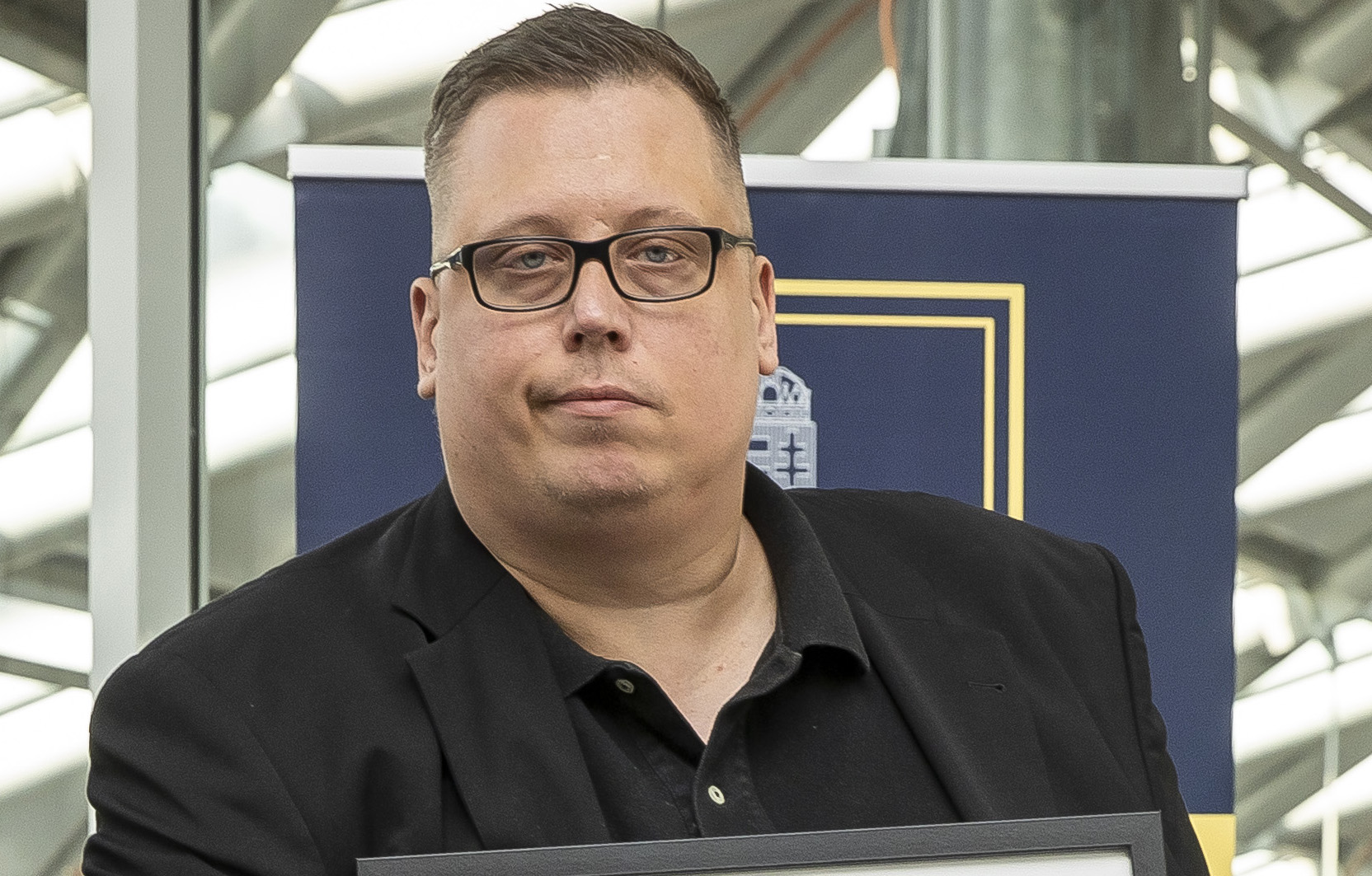 A megjelenés napján botrányt hozott a Széchy Tamásról szóló könyv - Blikk A megjelenés napján botrányt hozott a Széchy Tamásról szóló könyv - Blikk