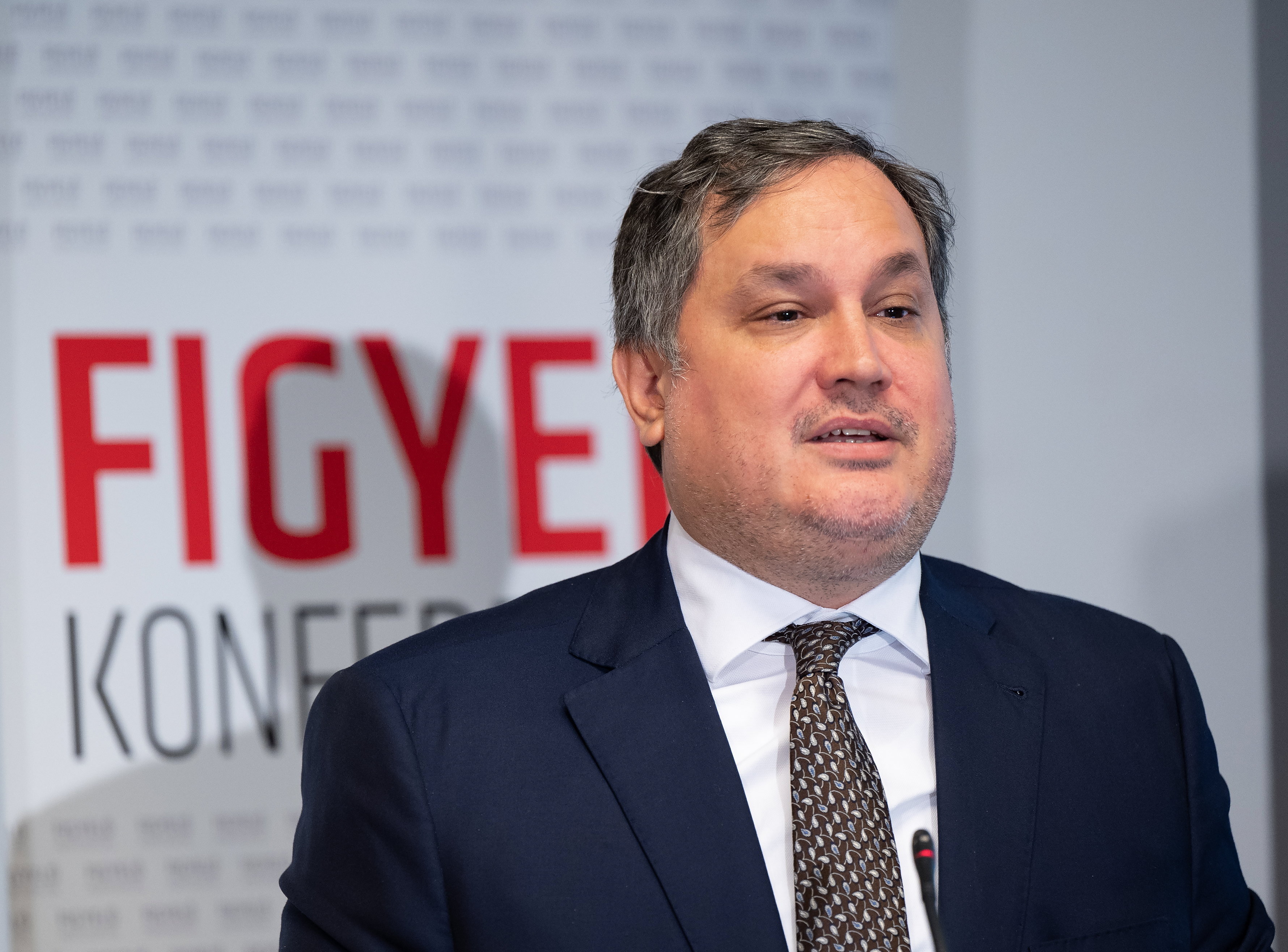 Nagy Márton bejelentette, a kormányt pert indít a SPAR ellen - Blikk