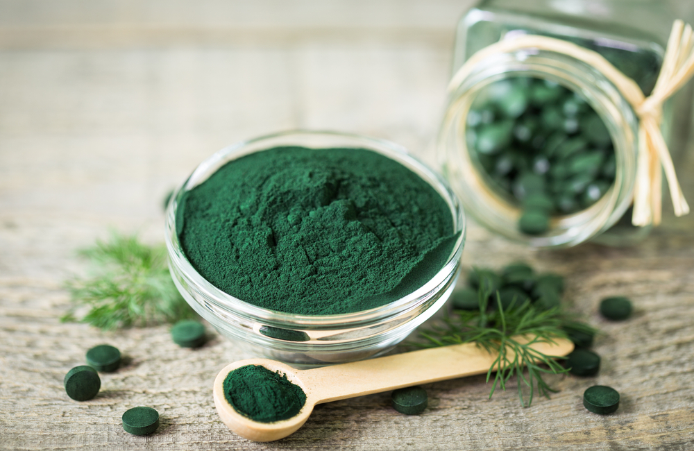 Spirulina i chlorella - działanie i właściwości mikrofagów