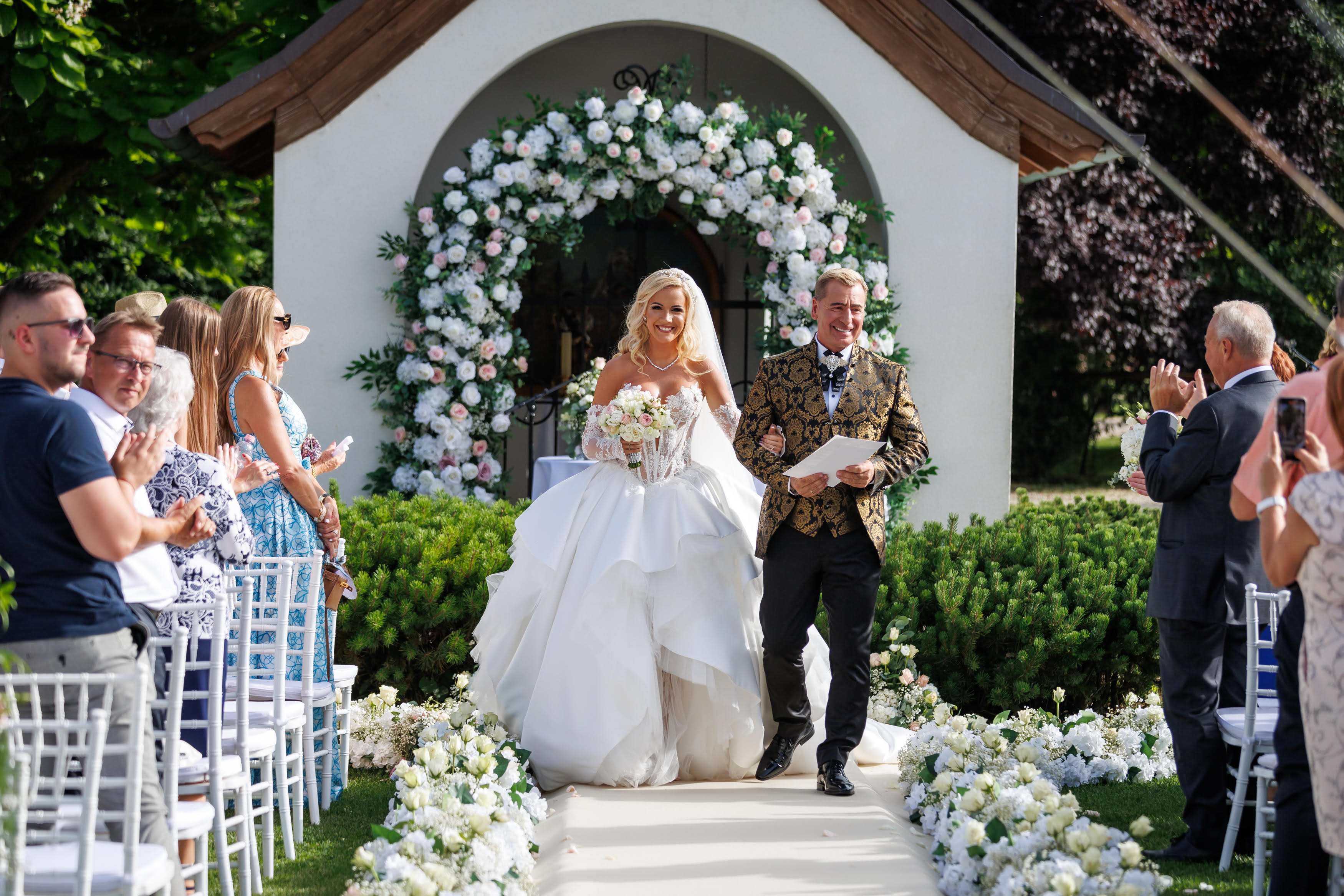Feleségül vette fiatal párját Lázár Vilmos - Blikk