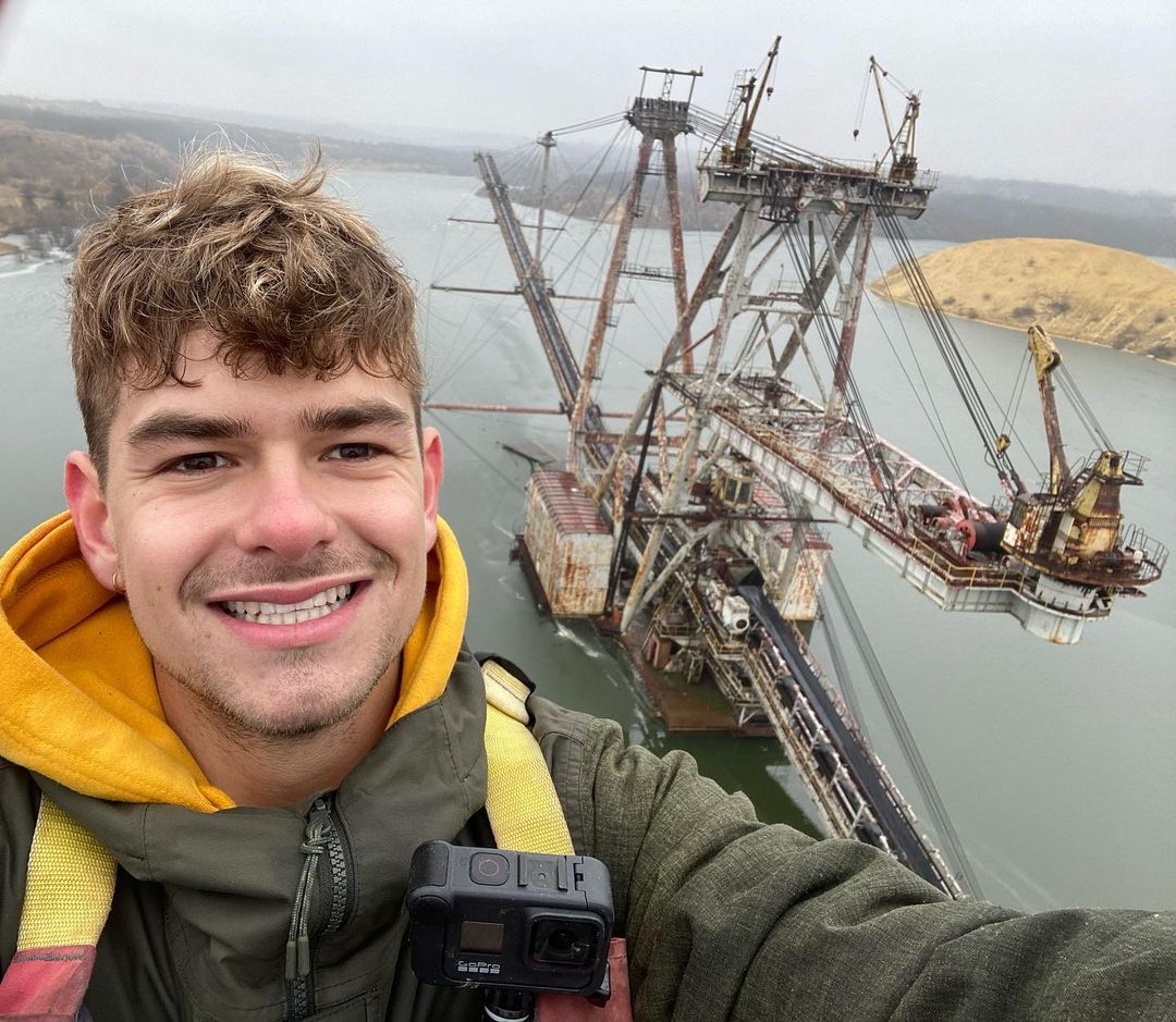 Jakub Patecki: kim jest? Kariera, wiek, życie prywatne, Ekipa Friza