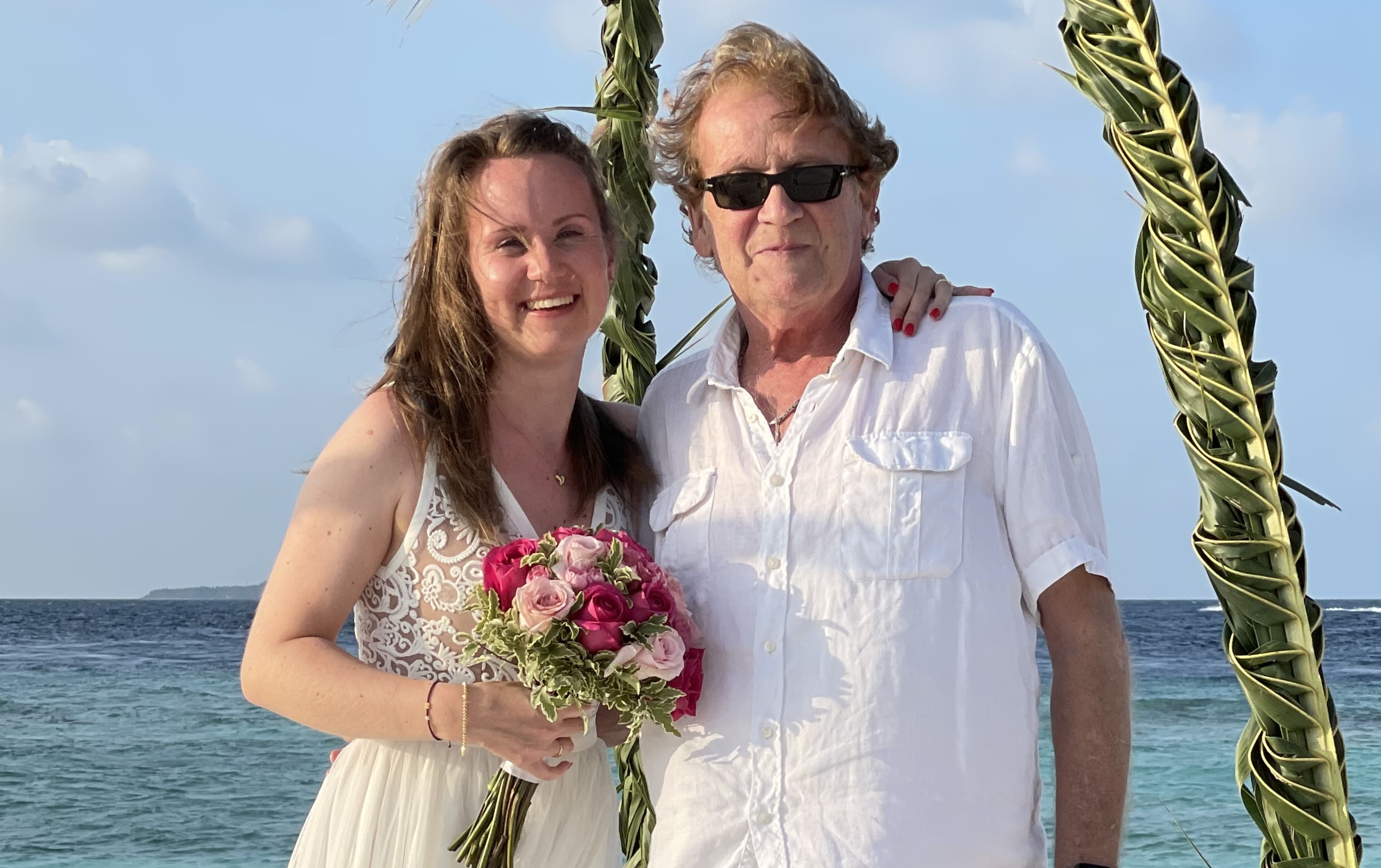 Ő Baracs János 35 évvel fiatalabb felesége - Blikk