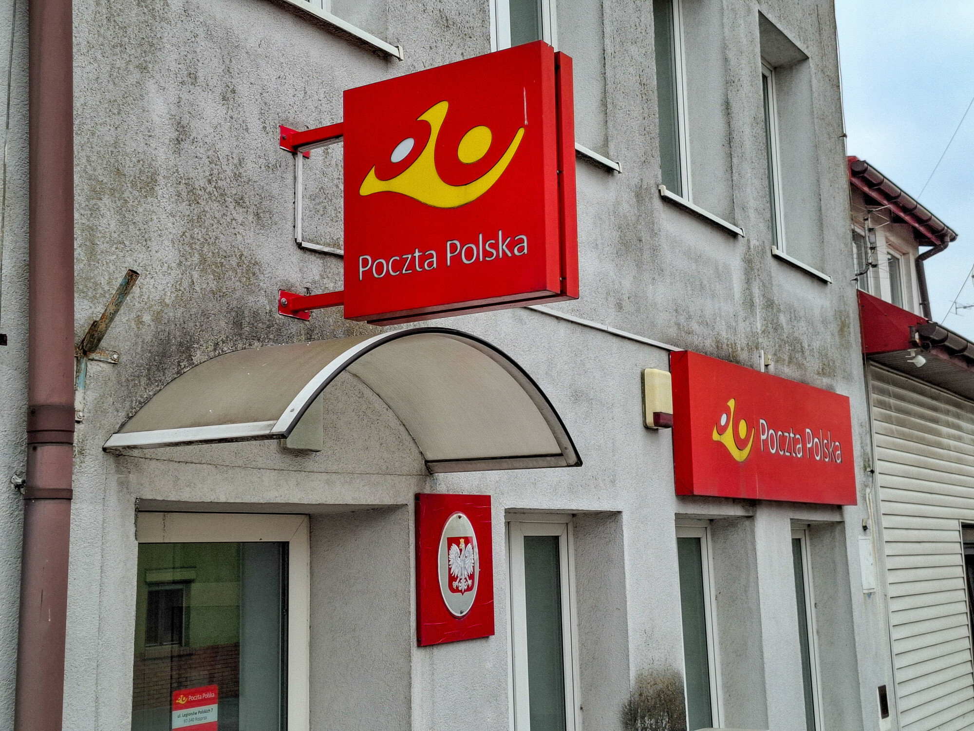 O postępowaniu dowiedziała się od komornika. Listonosz nie dostarczył awiza