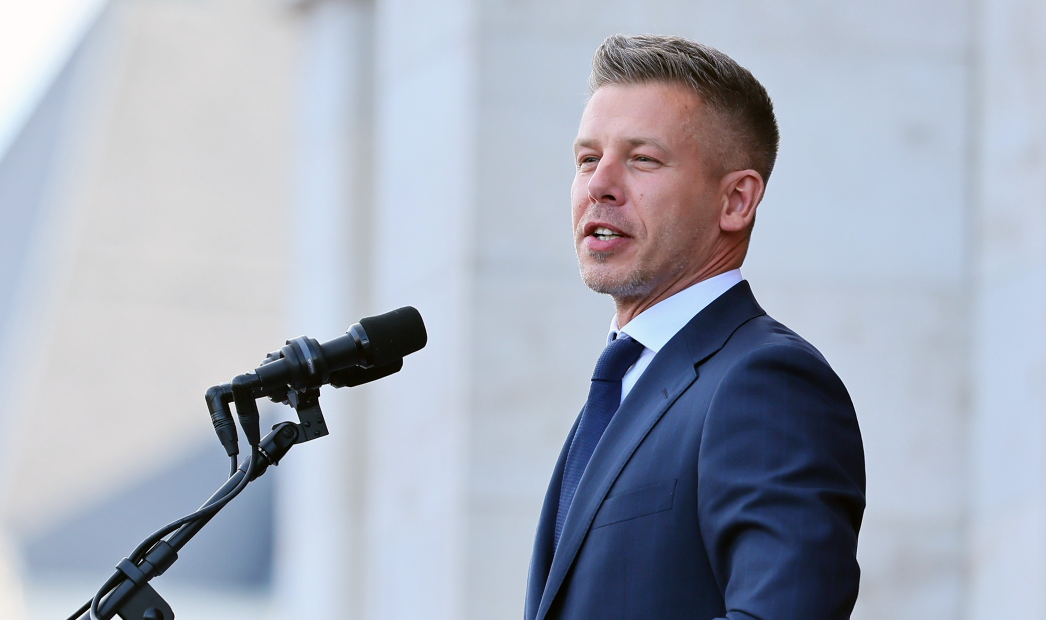 Rendkívüli kijelentés: Magyar Péter azonnali távozásra szólította fel ...