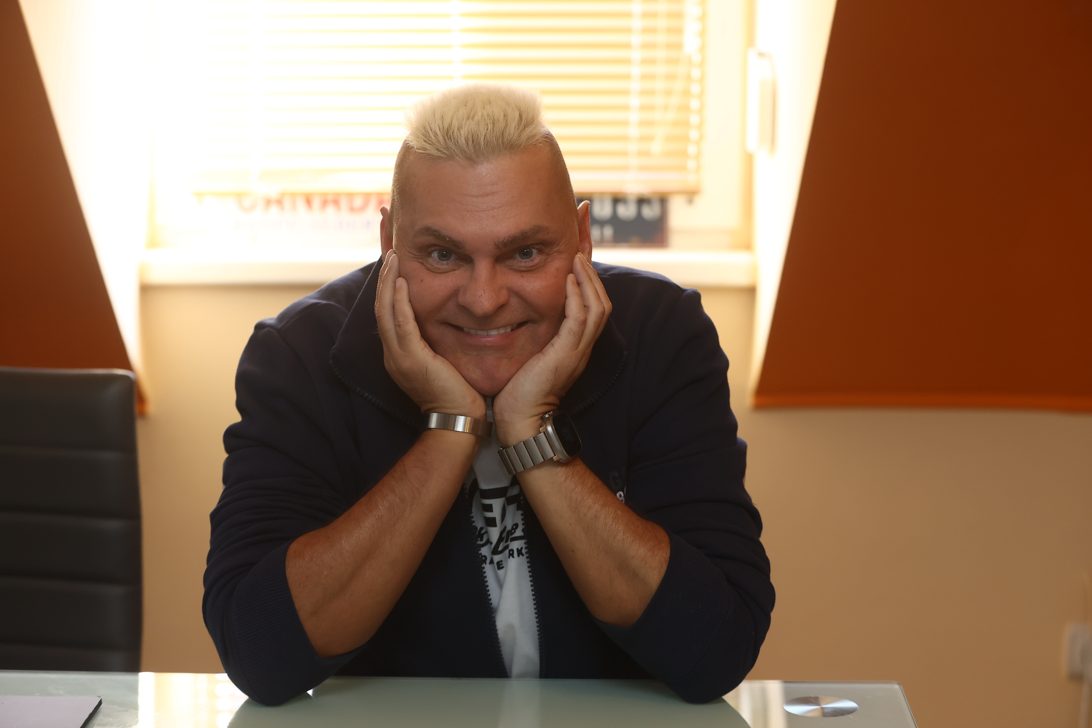 60 évesen végre nagypapa lesz MC Hawer - Blikk