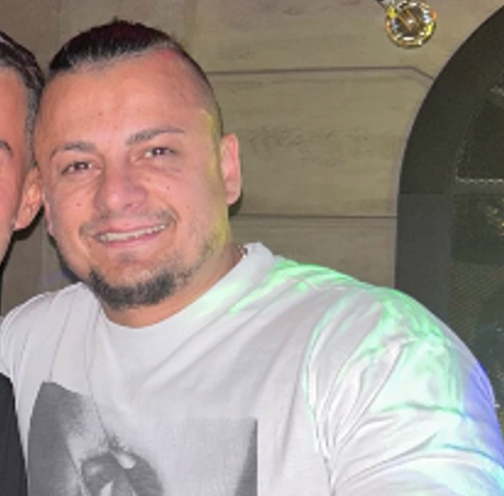 Borislav Terzić Terza je snimljen kako pije po zlatiborskim kafanama