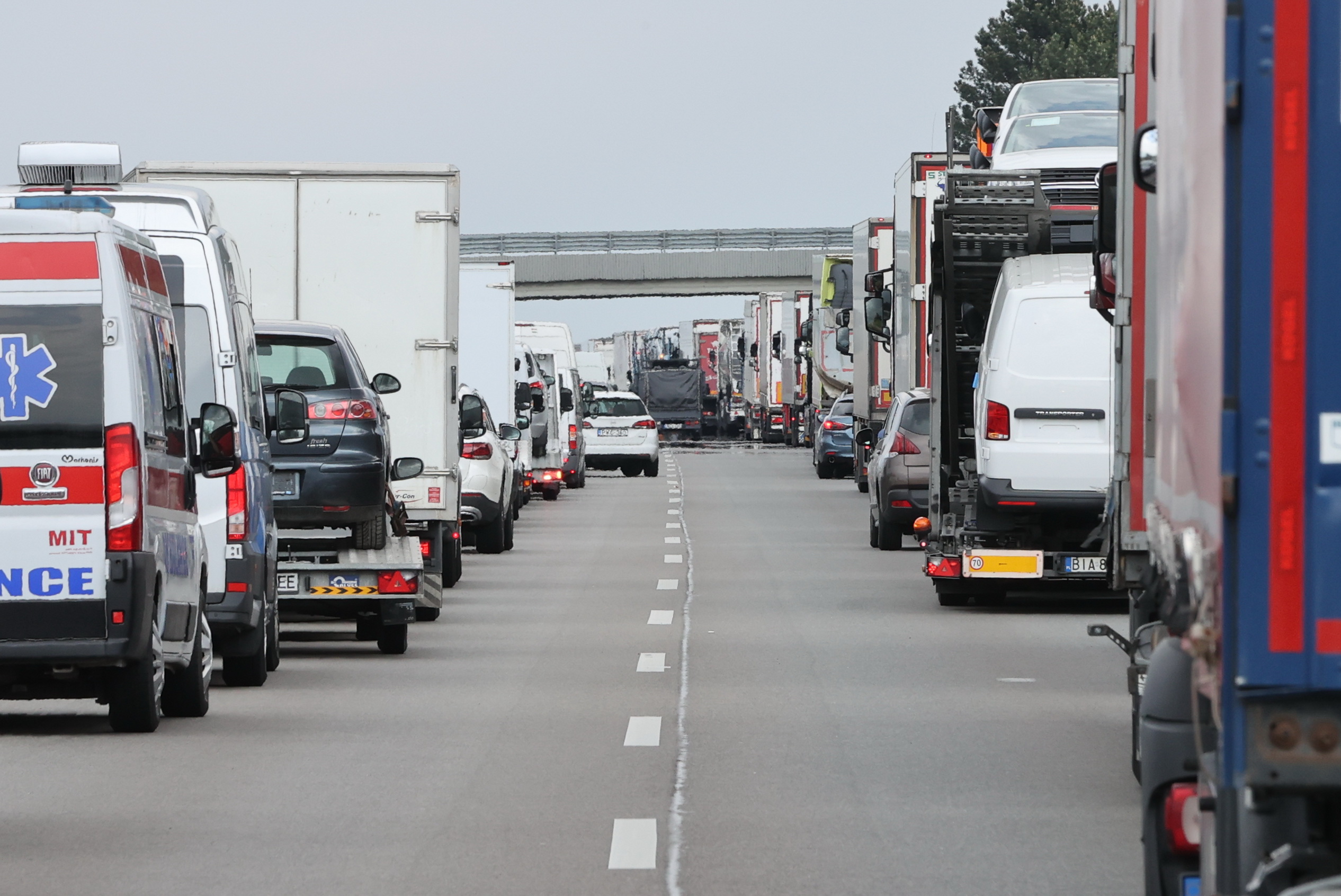 Tragédia: halálos baleset történt az M1-esen - Blikk