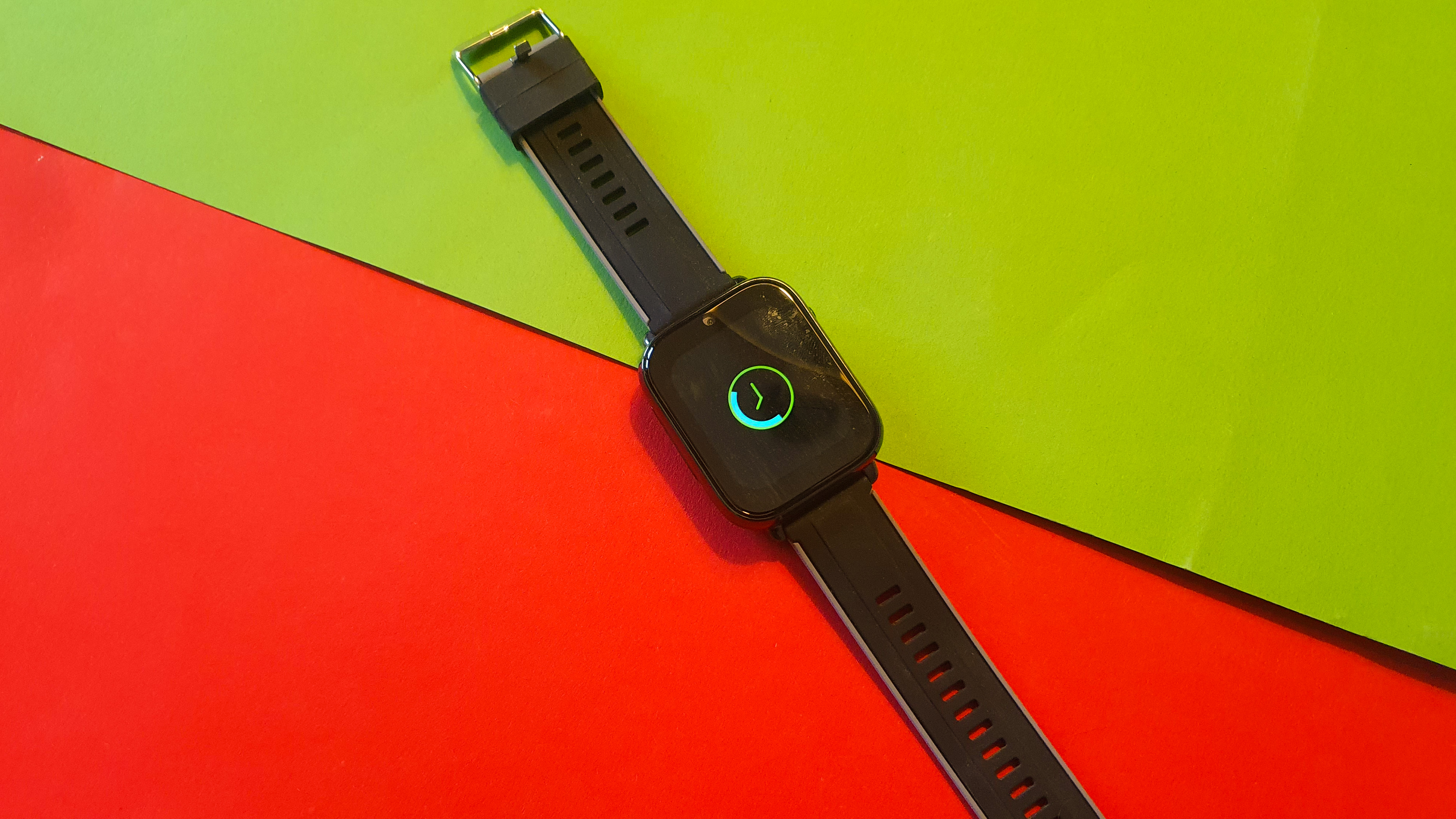 Rogbid King im Test: Apple-Watch-Klon mit Android ab 135 Euro | Heise ...