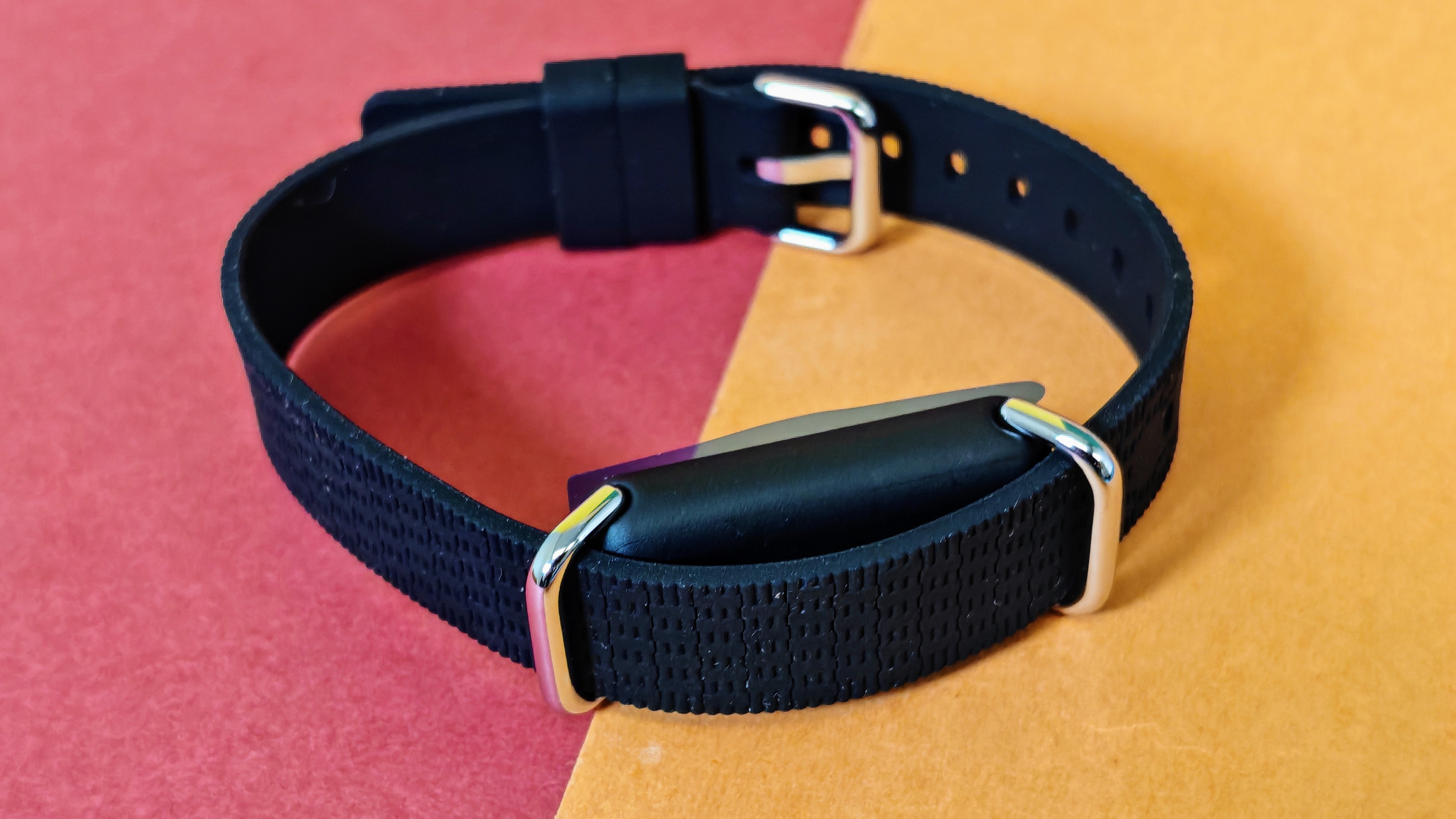 Hilo Band im Test: Permanentes Blutdruckmessgerät fürs Handgelenk ...