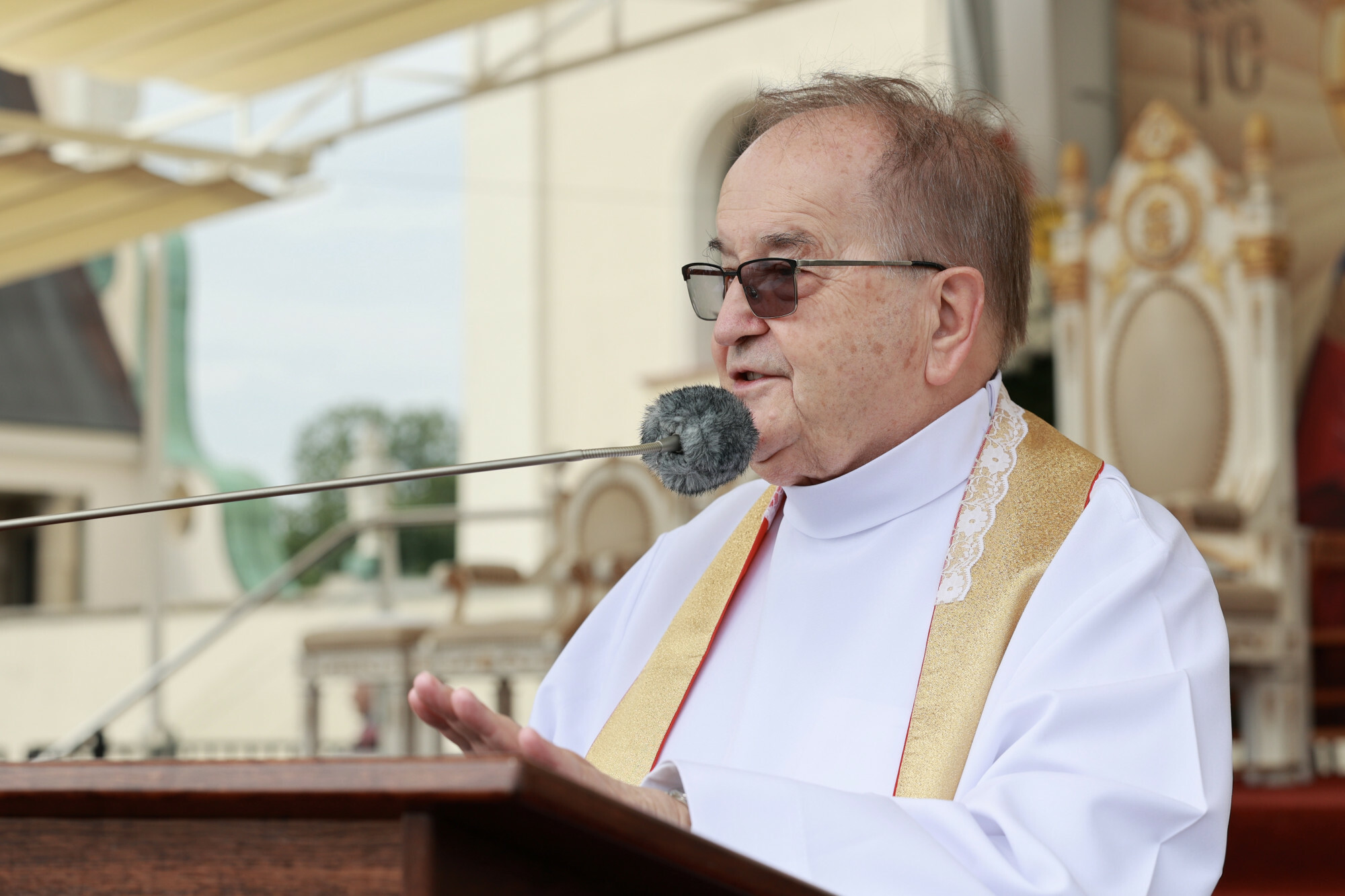 Ile kosztuje obiad u o. Rydzyka? Podwyżki w lokalu fundacji Lux Veritatis