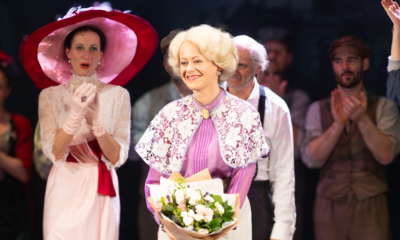 Bravúrral mentette meg Botos Éva a My Fair Ladyt - Blikk