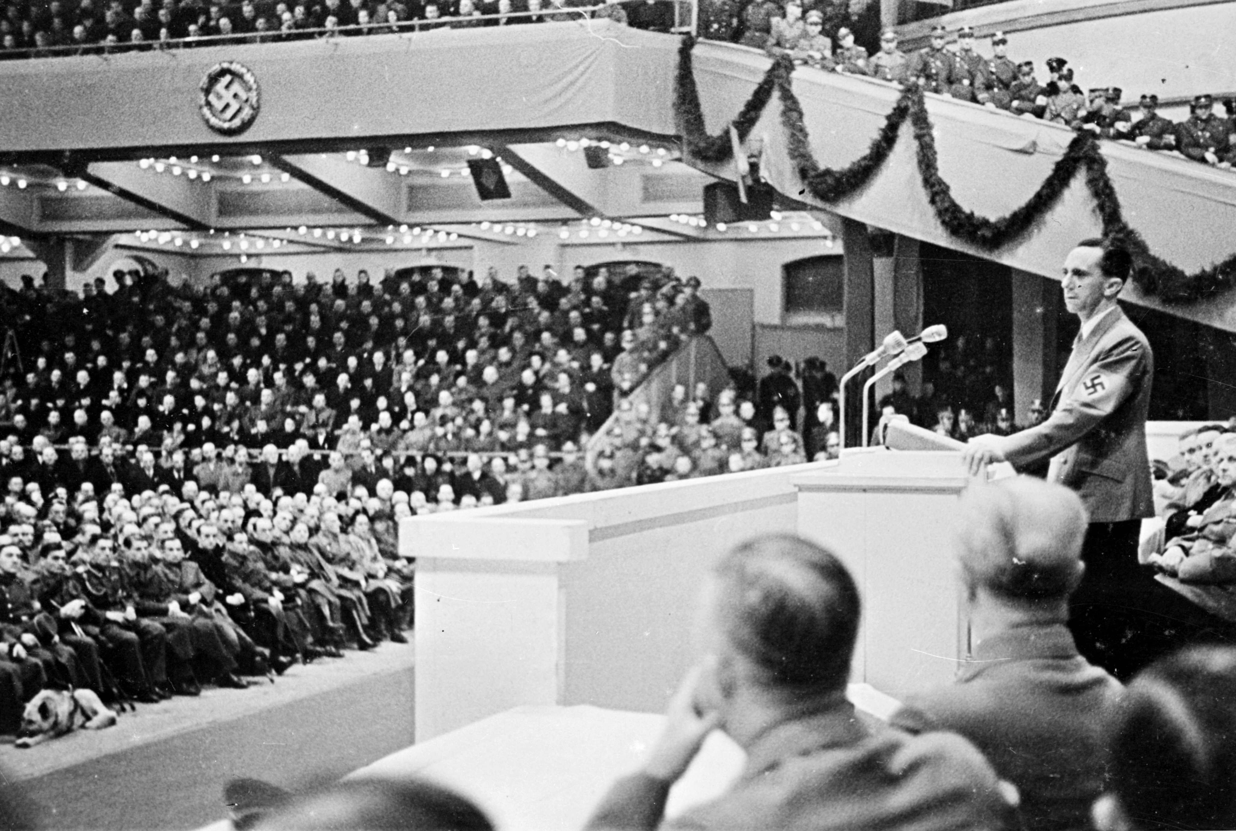 Joseph Goebbels wygłosił przemówienie. "Czy chcecie wojny totalnej?"