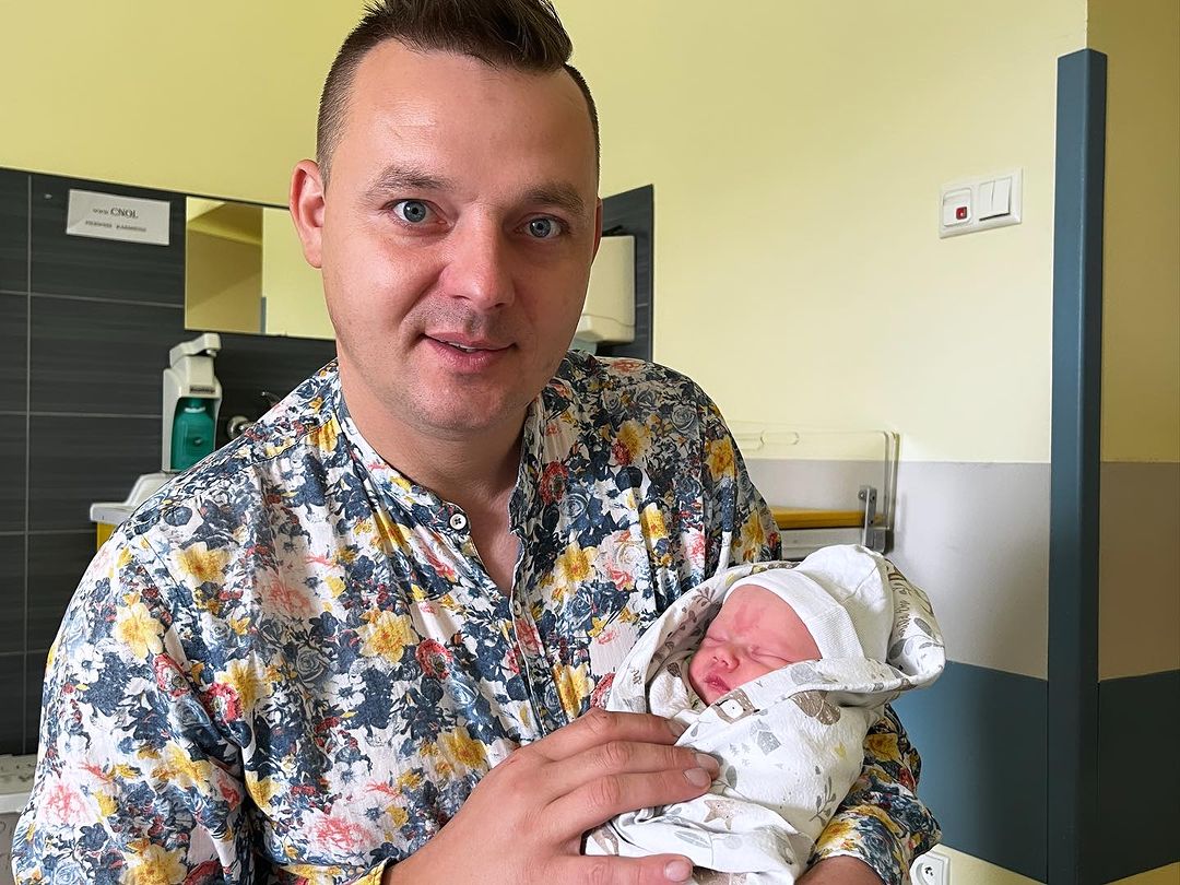 Mr. Sebii został tatą. Nadał córce ORYGINALNE imię. Wiemy, co oznacza