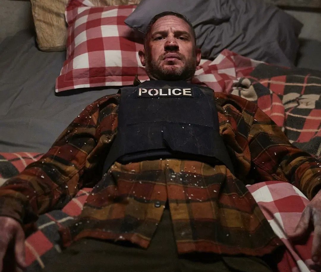 "Chaos" to nowy film Netfliksa z Tomem Hardym. Opinie są jednoznaczne