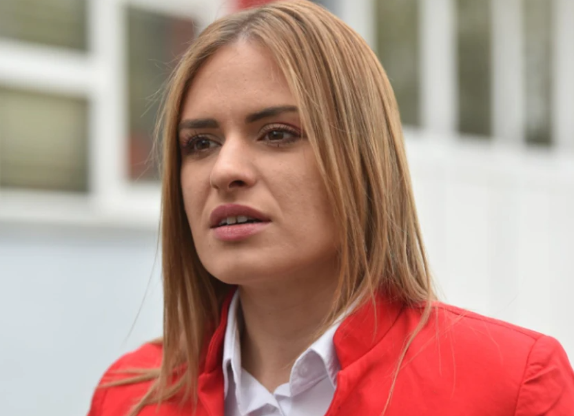 Milica Zavetnica krstila sinove u narodnoj nošnji u Hramu Svetog Save