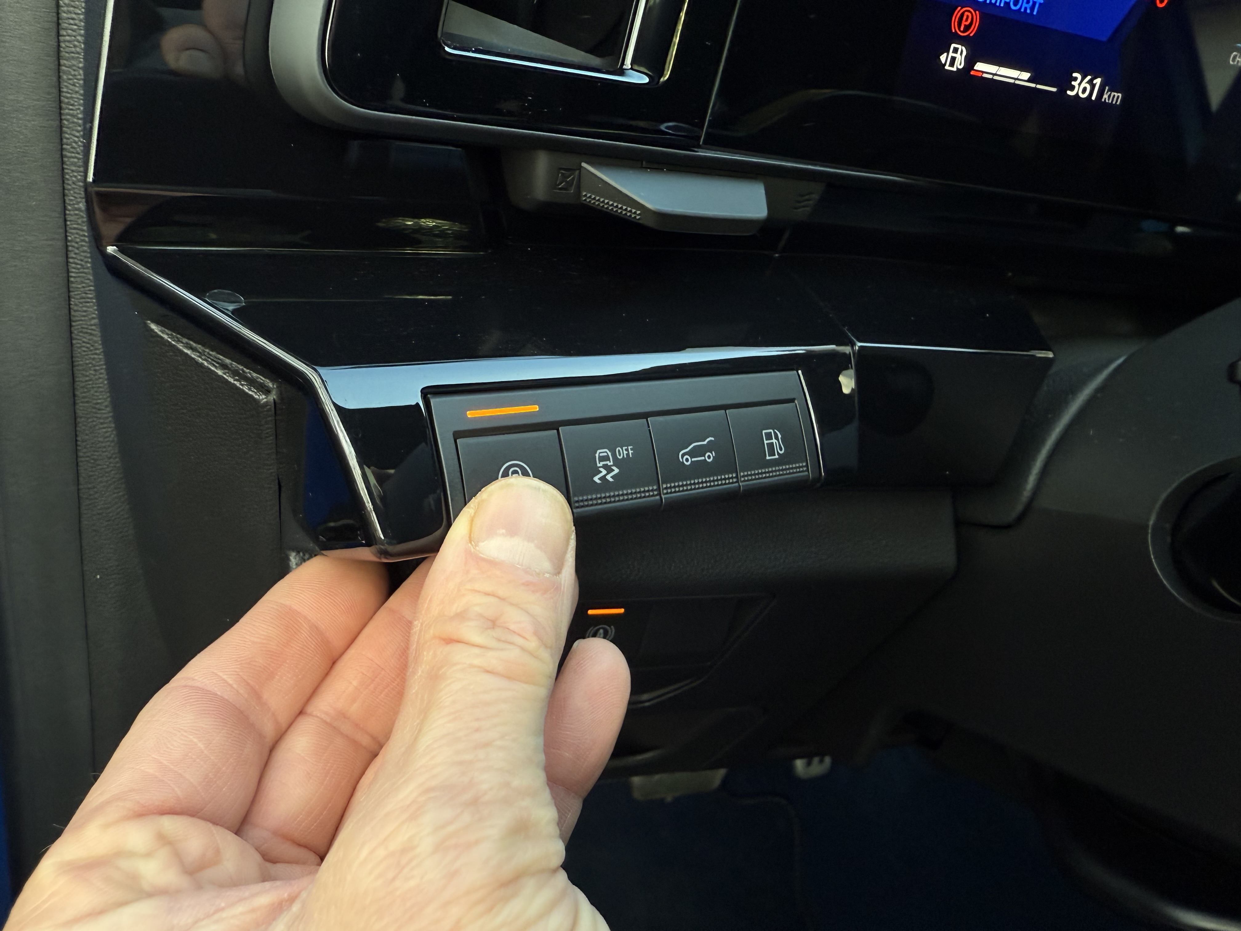 Kiedy wyłączyć ESP lub ASR? Systemy bezpieczeństwa szkodzą w tych ...