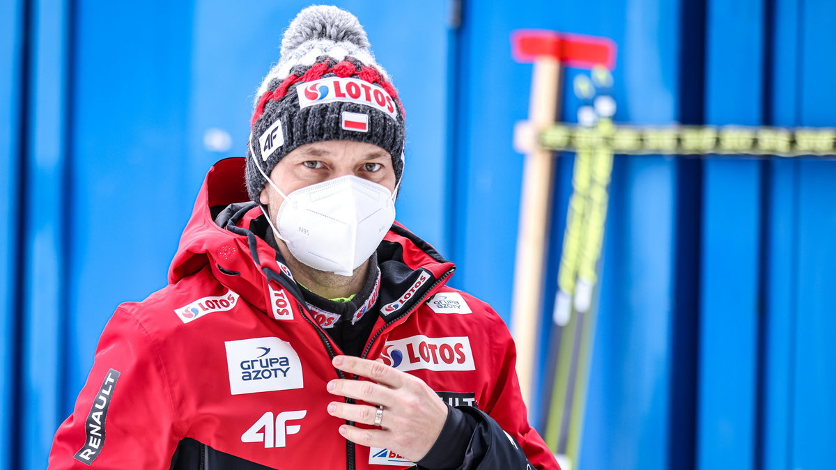 Skoki narciarskie. Michal Doleżal z pozytywnym wynikiem testu na COVID ... Skoki narciarskie. Michal Doleżal z pozytywnym wynikiem testu na COVID ...