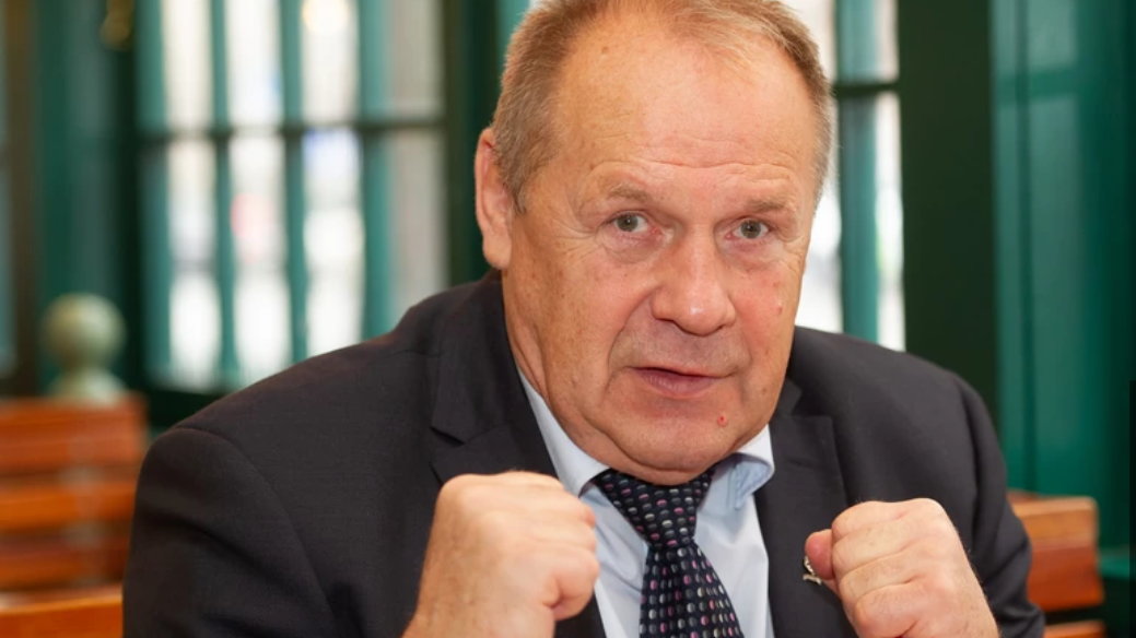 Boks. Jerzy Rybicki, niesamowita historia ostatniego złotego medalisty ...