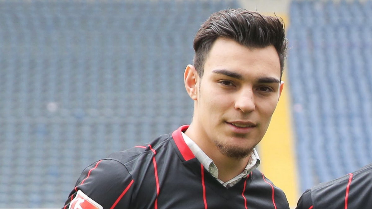 Kaan Ayhan wypożyczony do Eintrachtu Frankfurt - Przegląd Sportowy