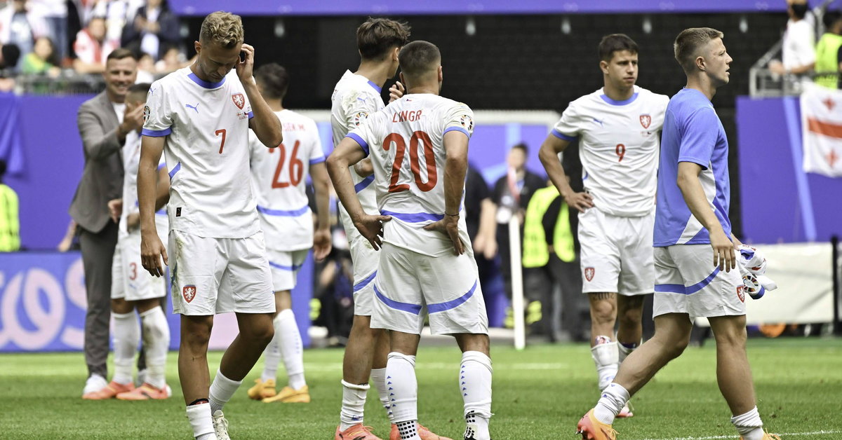 Czesi jedną nogą poza Euro 2024. Lubos Kubik mówi nam, że wciąż w nich ...