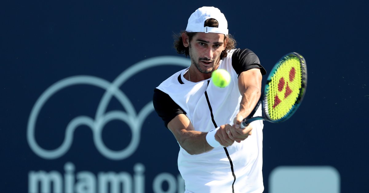 Hubert Hurkacz - Lloyd Harris. Kim jest rywal Polaka w walce o ...