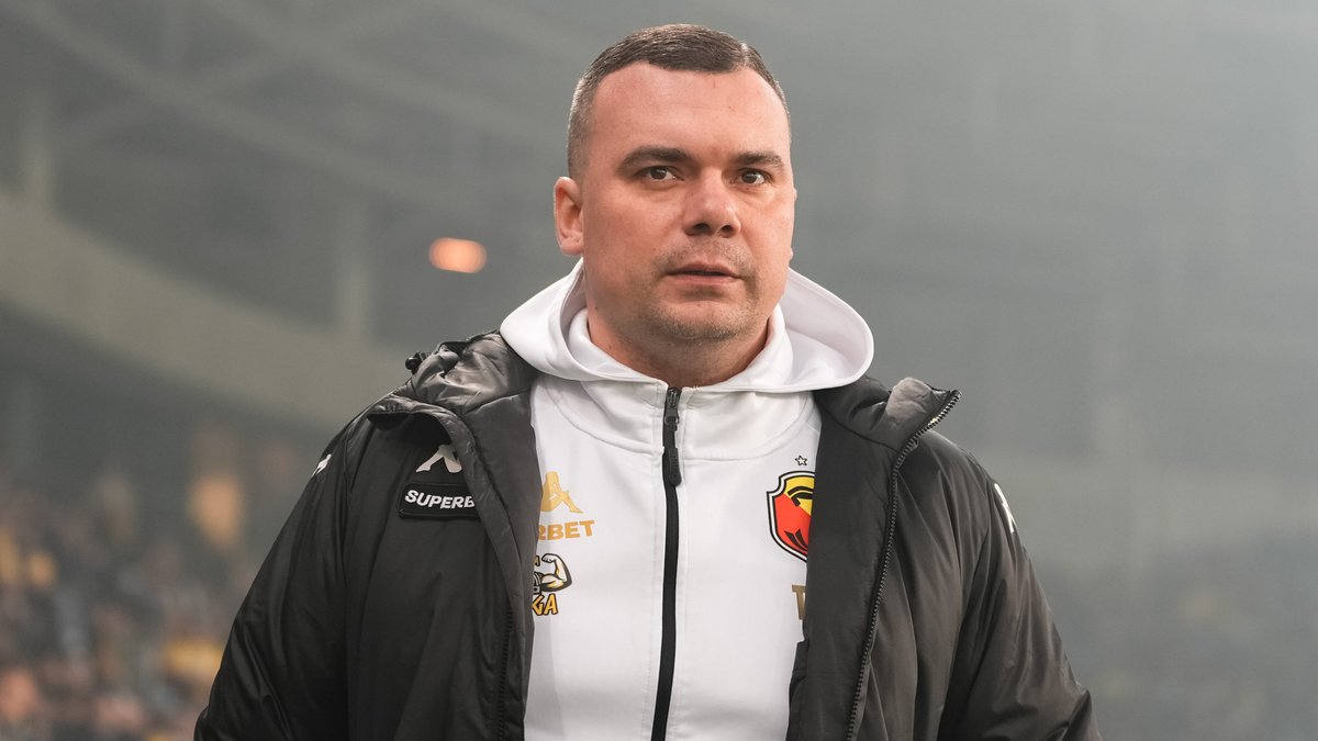 Ten zagraniczny klub jest zainteresowany Adrianem Siemieńcem - Przegląd ...