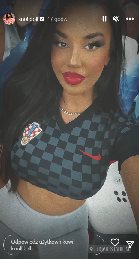 Miss mundialu znów na trybunach. Tak prezentowała się podczas finału ...