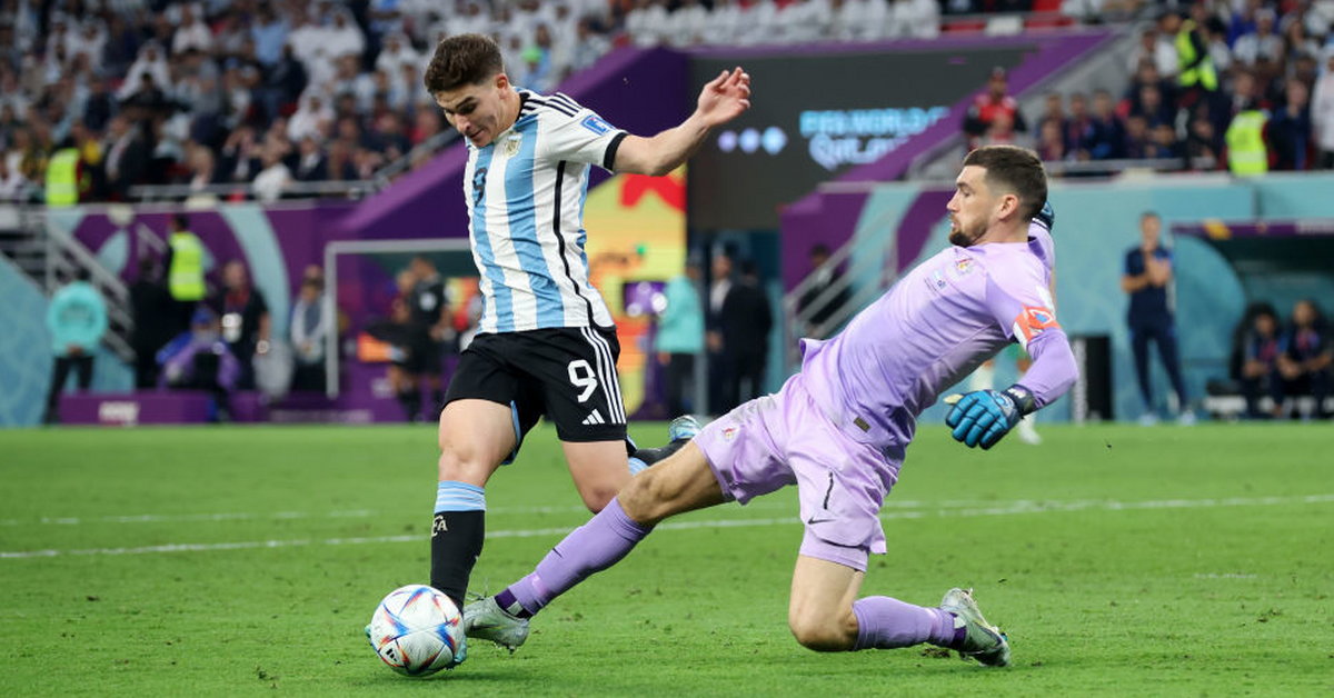 Kuriozalna bramka w 1/8 finału! Gigantyczny błąd australijskiego ...